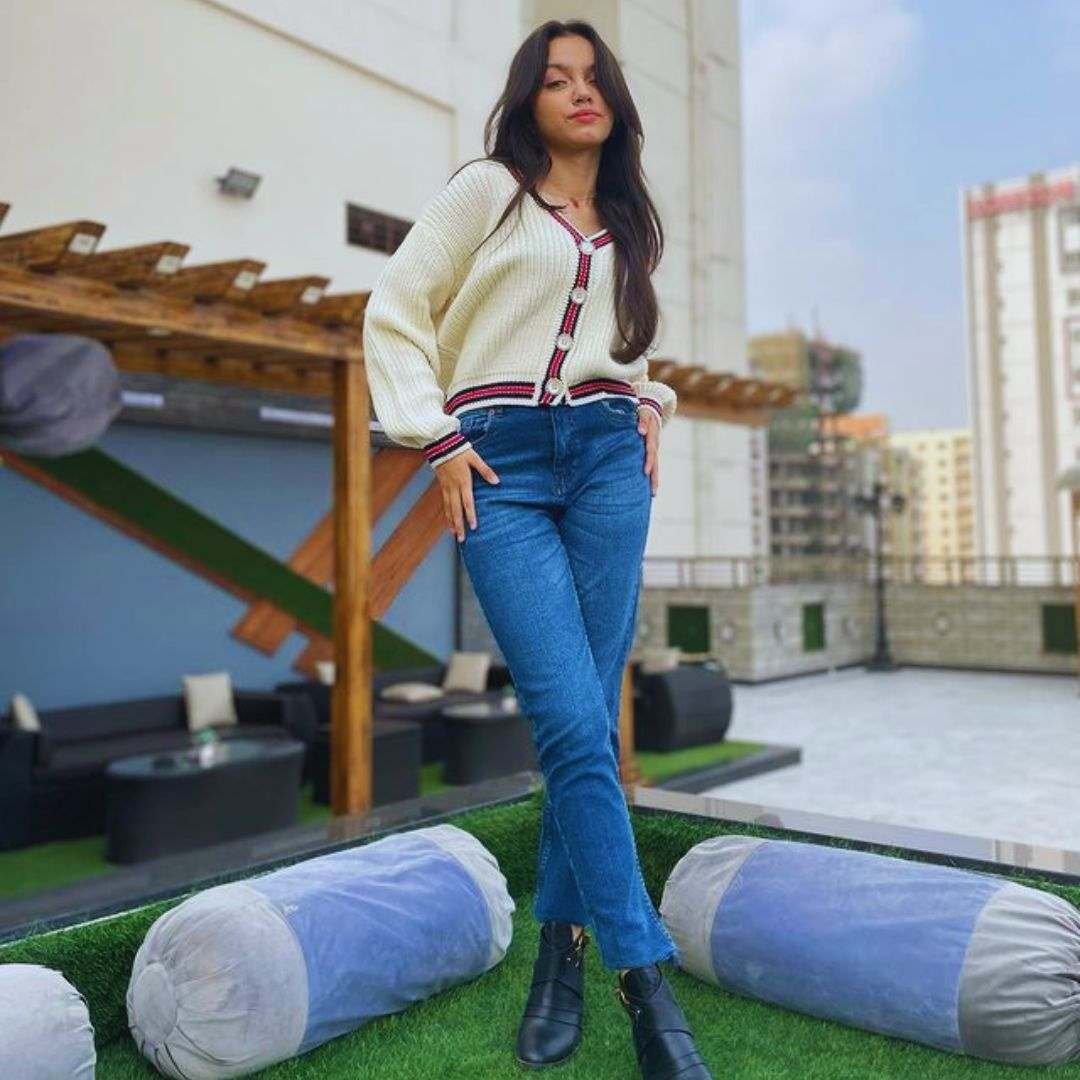 Aina Asif Biography: Age, Net Worth, Relationships, Awards & More