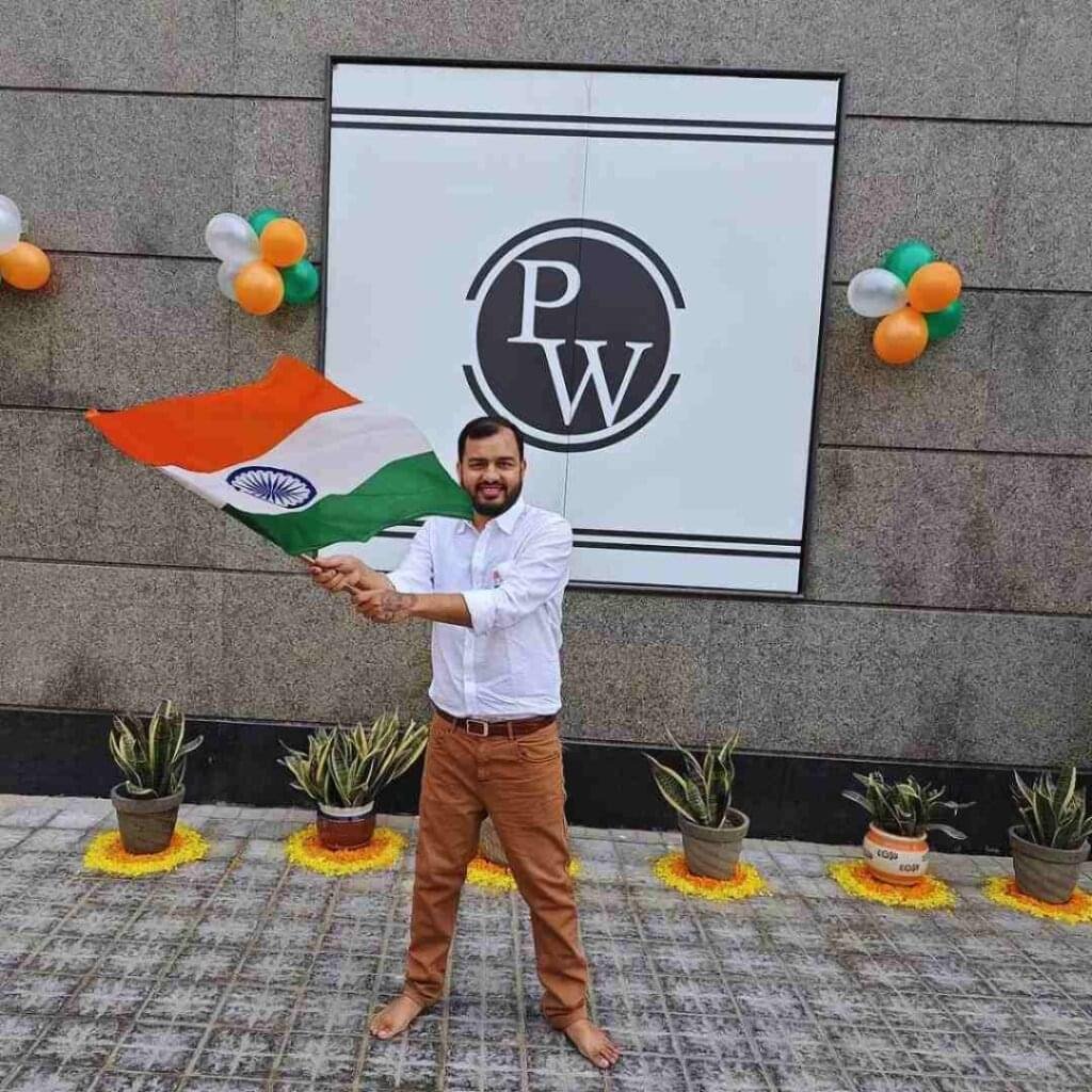 Alakh Pandey (Physics Wallah): Height, Age, Wife & Net Worth